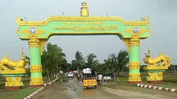 AA Attacks Rohingya Village with Drones in Maungdaw - Rohingya Vision